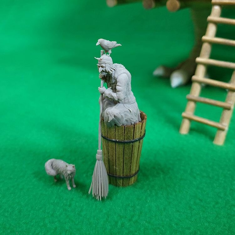 6004 Фигурка "Баба Яга в ступе", 1:35, СВ Модель