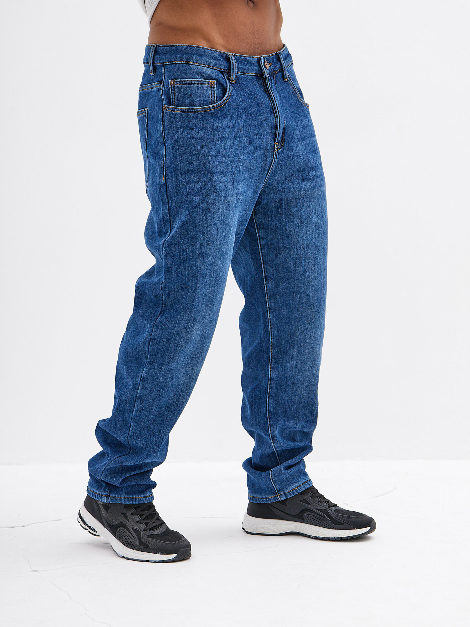 Джинсы бананы мужские, утепленные на флисе 