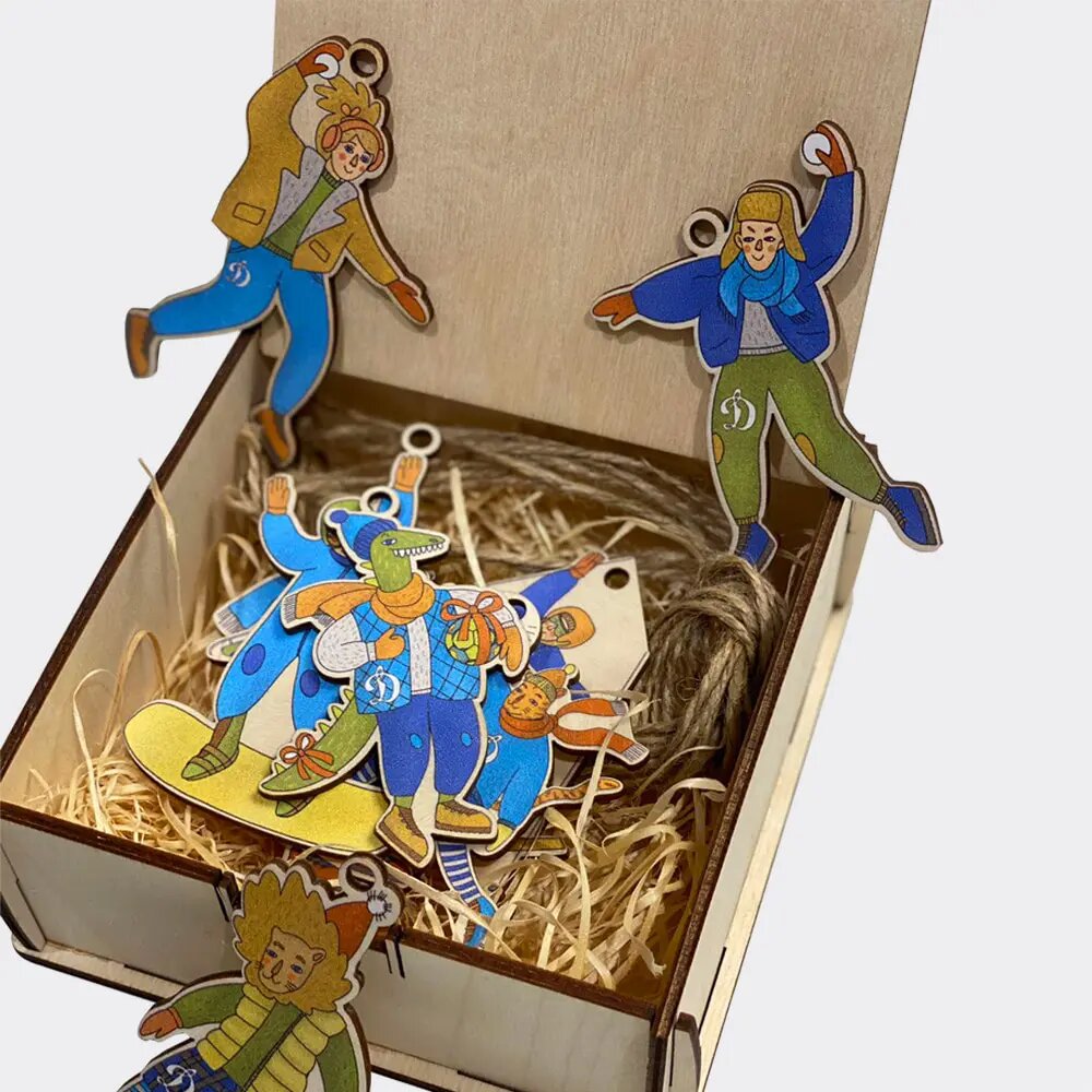 Набор деревянных игрушек "Новый год" ФК Динамо Москва, 100% дерево