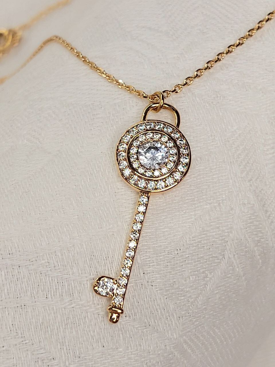 Колье, фианит