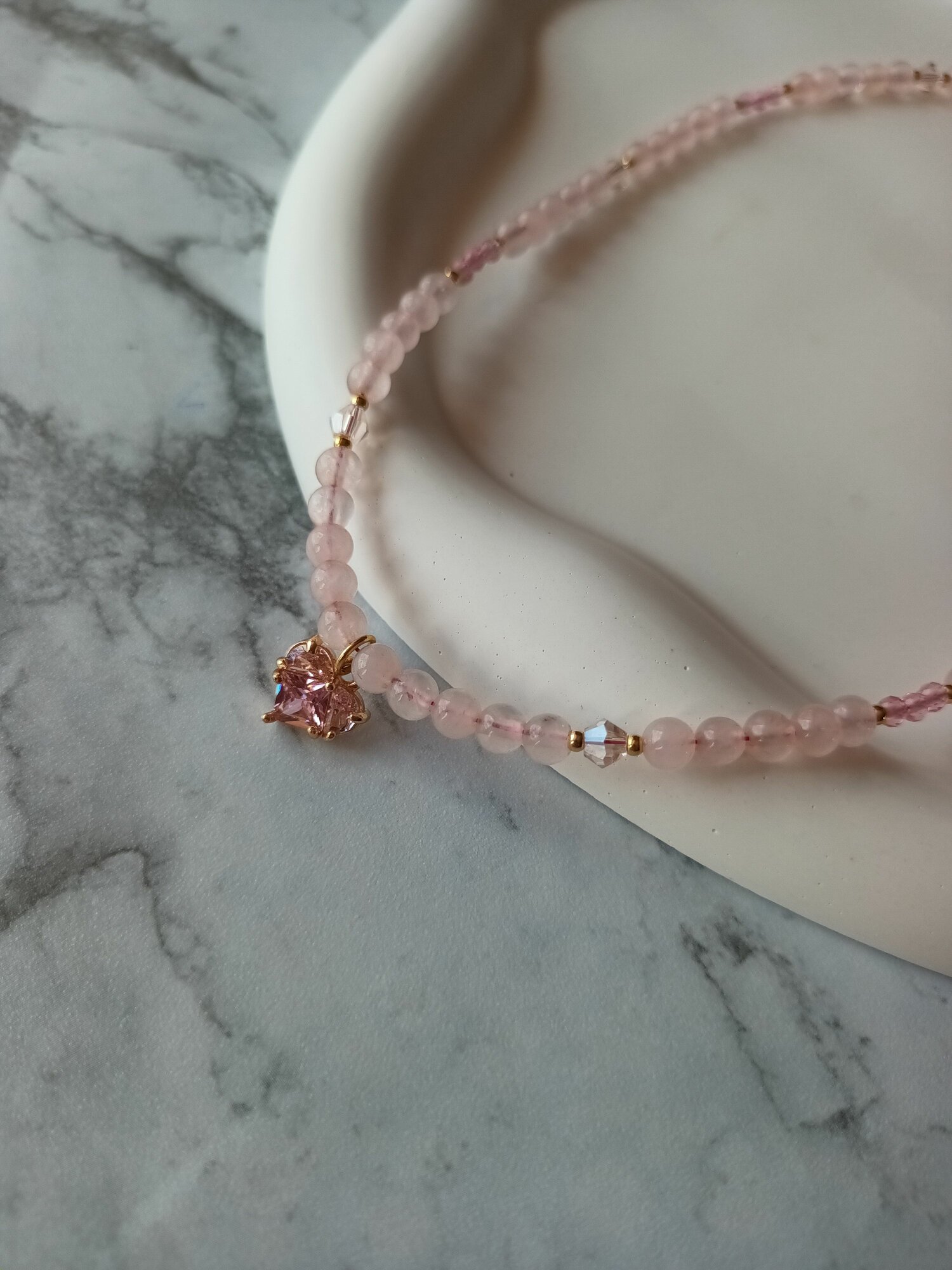 Колье, искусственный камень, металл