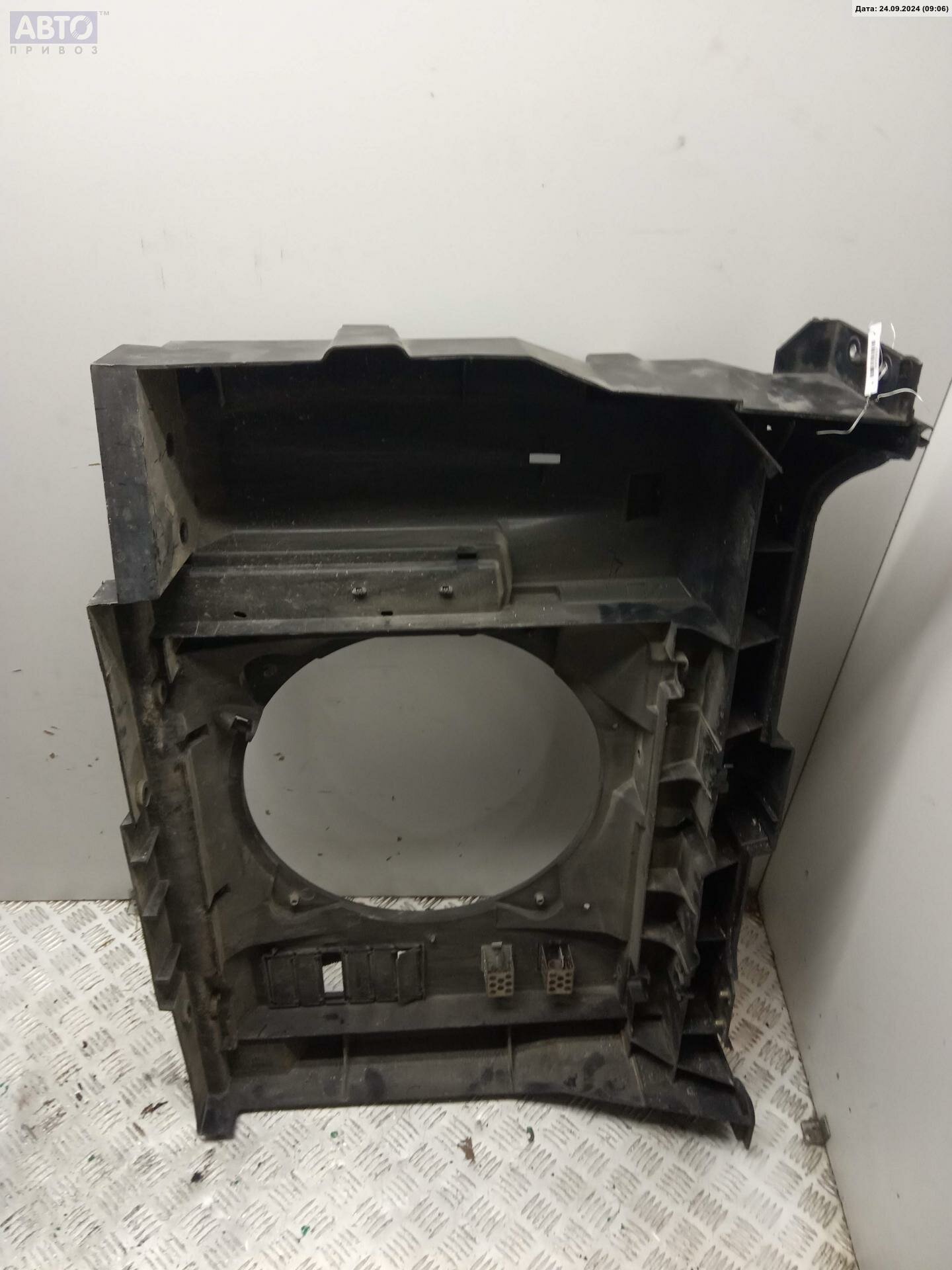 Рамка передняя (панель кузовная, телевизор) Fiat Ulysse 2 (c 2002)