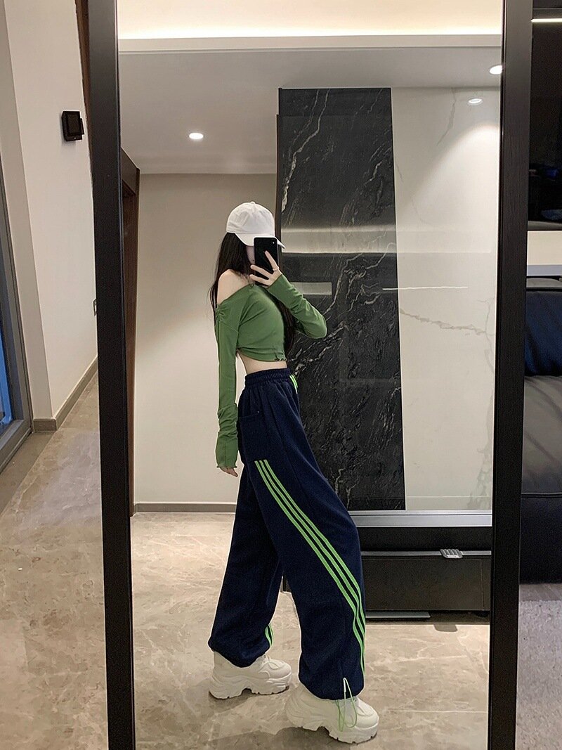 Брюки спортивные