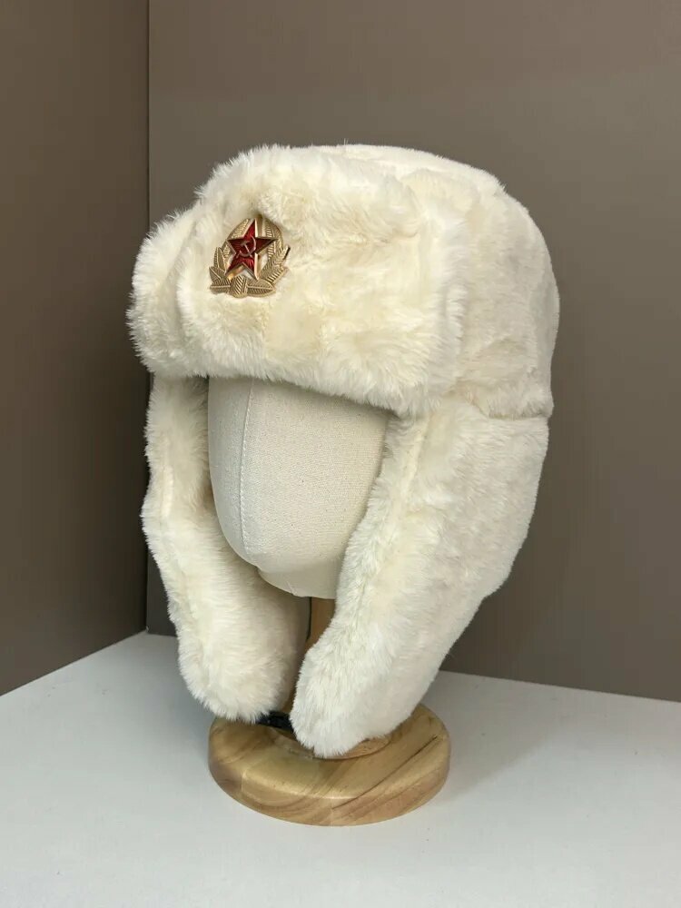 Шапка Ушанка из искусственного меха «Молочный белый» ✨ С эмблемой Звезды, размер 58 см, для взрослых