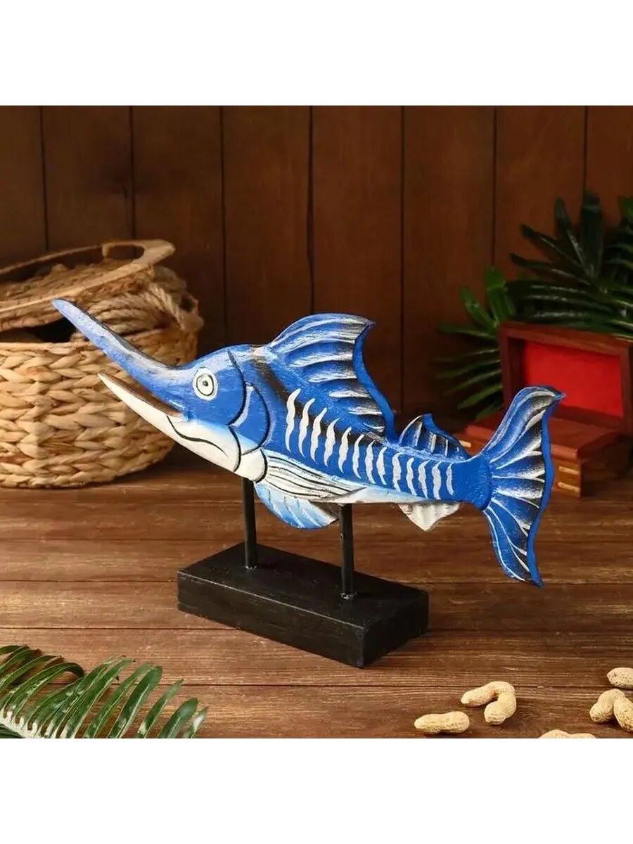 Деревянная статуэтка Рыба-меч на подставке