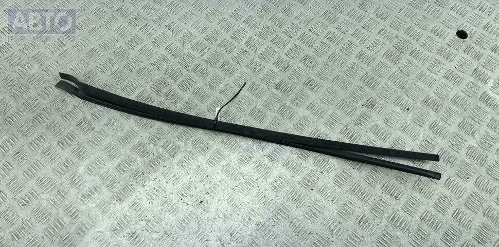 Молдинг лобового стекла Volkswagen Passat B5+ (GP)