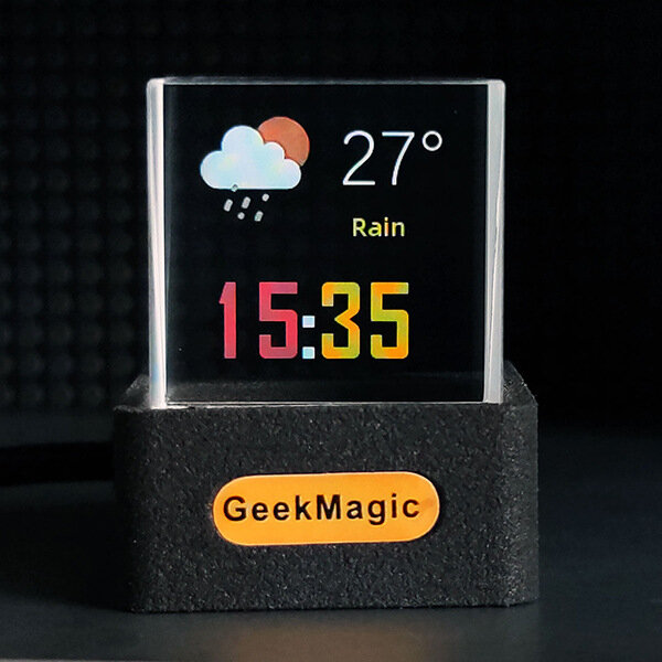 Электронный будильник GeekMagic с дизайном космонавта - стильный настольный аксессуар для дома и офиса — фото 1