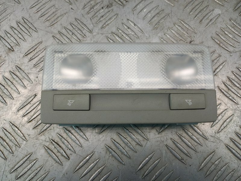 Б/У Плафон салонный Opel Astra J / Опель Астра J 1.6 A16XER хэтчбек 2013