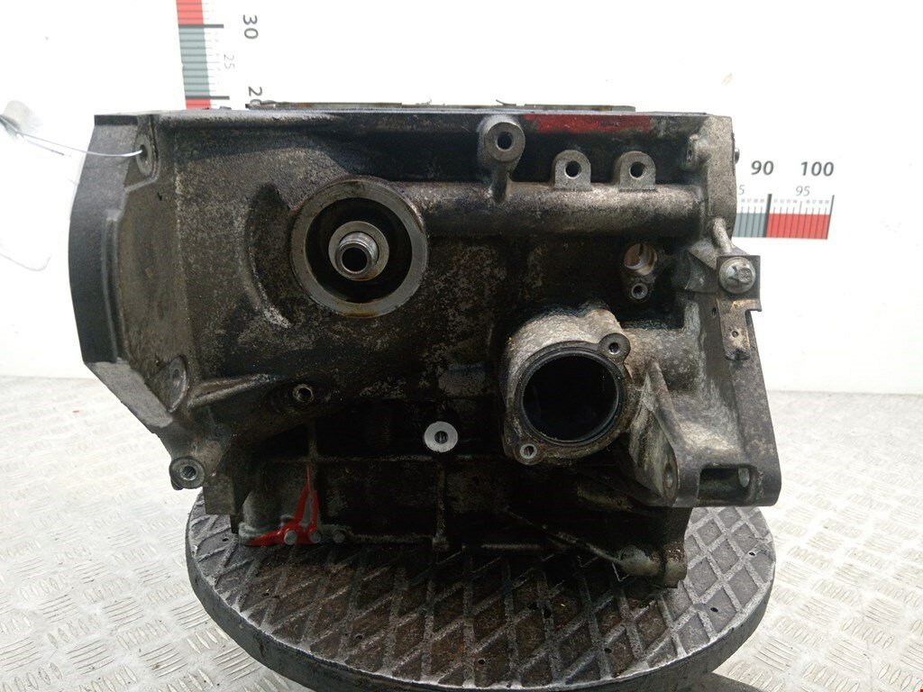 Блок двигателя (блок цилиндров) Mitsubishi Colt 6 MN195836B арт. 2238720