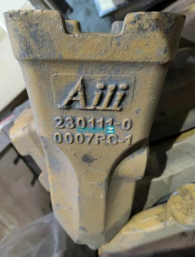 Коронка скальная 230111-00007 Aili для экскаватора Doosan DX700