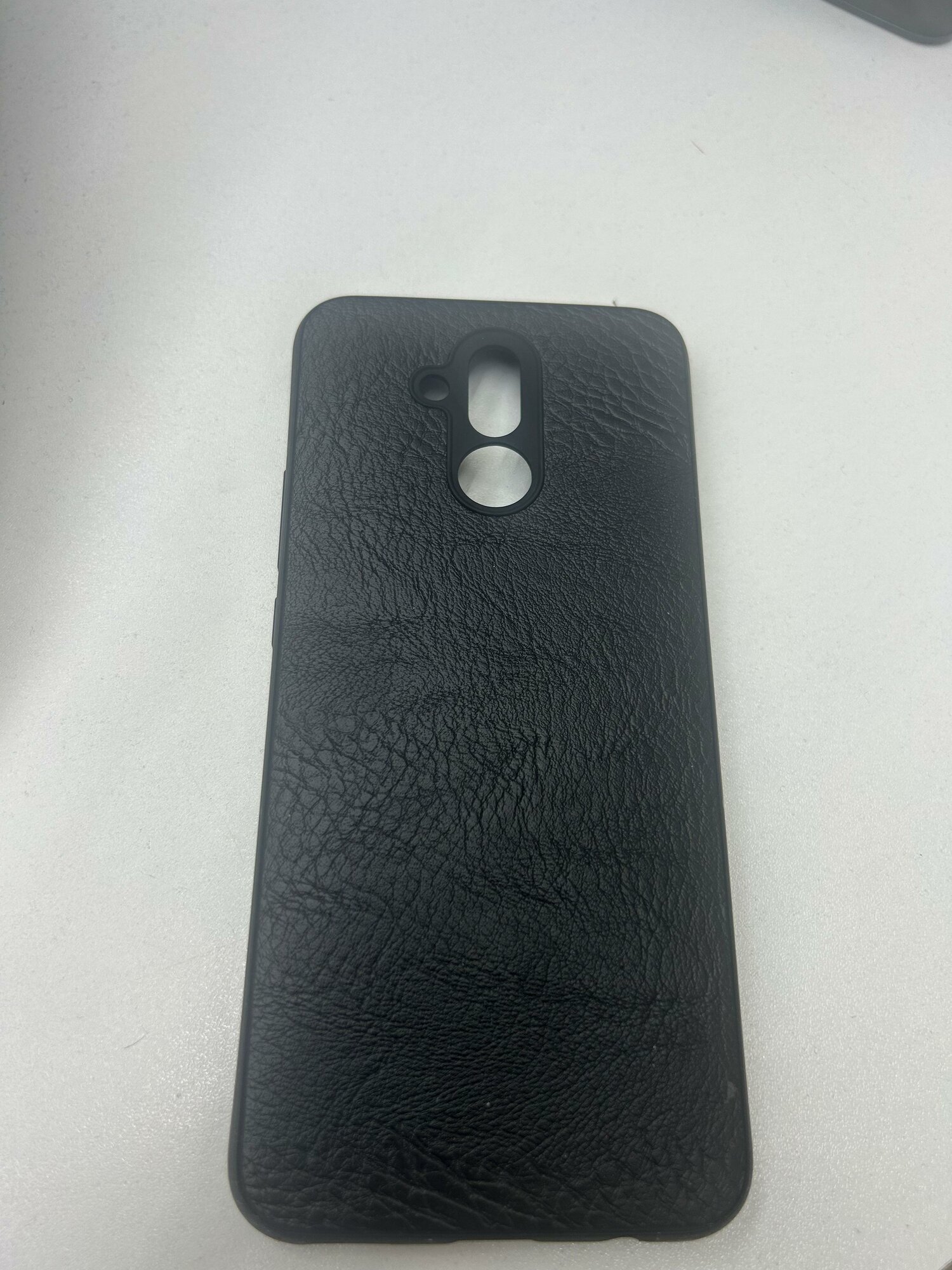 Защитный черный под кожу чехол для Huawei Honor Mate 20 Lite . Противоударный чехол с защитой камеры (бампер/ накладка) для Хонор Мэйт 20 лайт