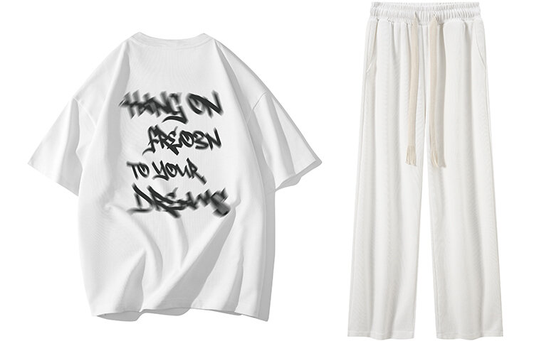 Комплект одежды