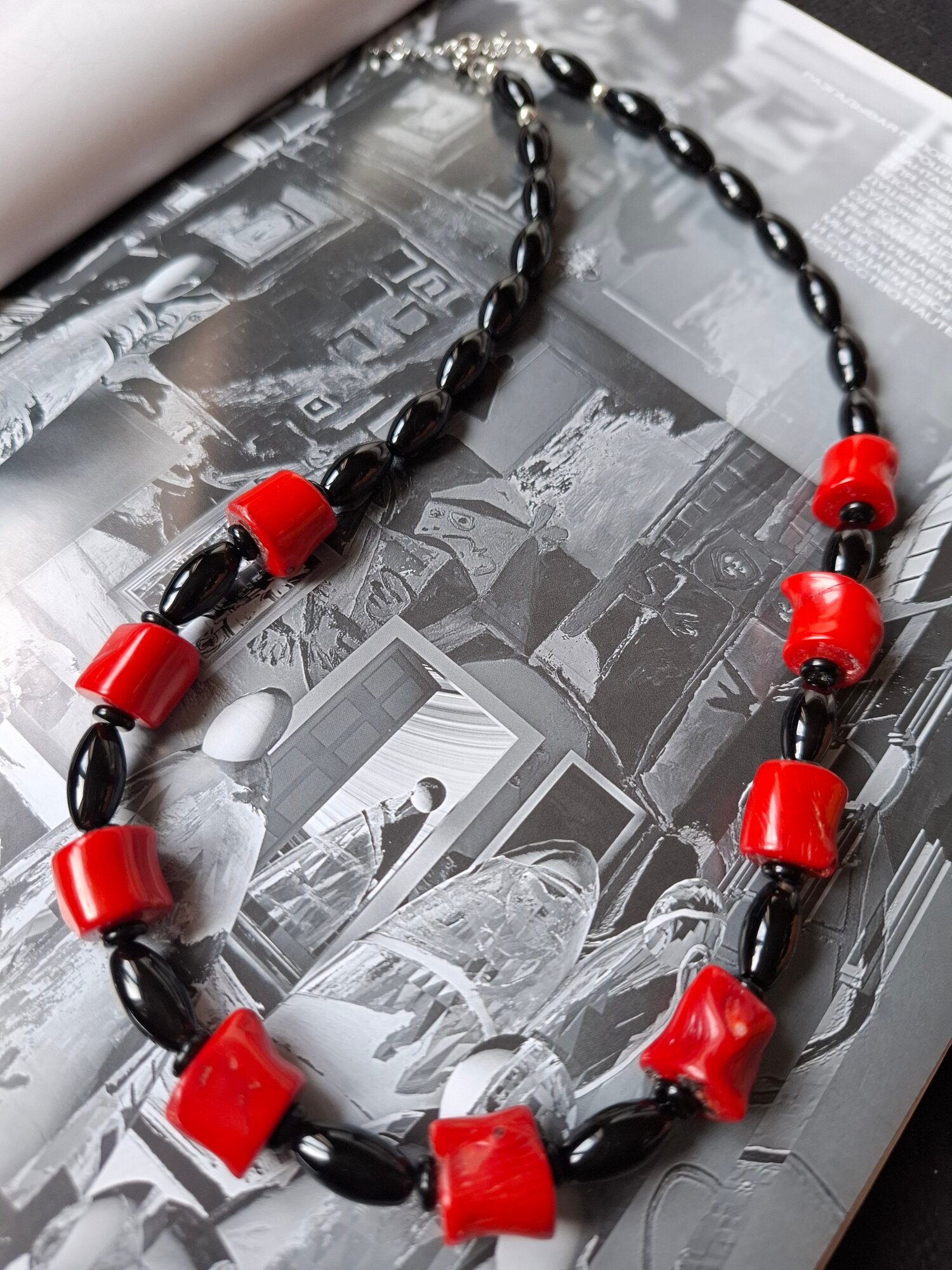 Бусы, коралл