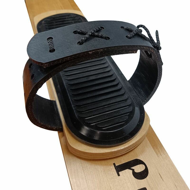 Крепления для охотничьих лыж из транспортерной ленты с амортизаторами