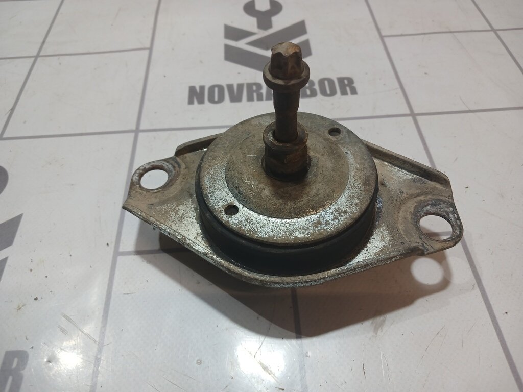 Опора двигателя задняя Fiat Albea 2003 +