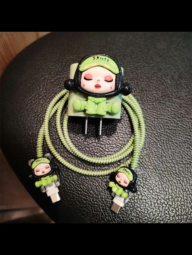 Защита кабеля и зарядки мобильного телефона / Зарядка и корпус кабеля