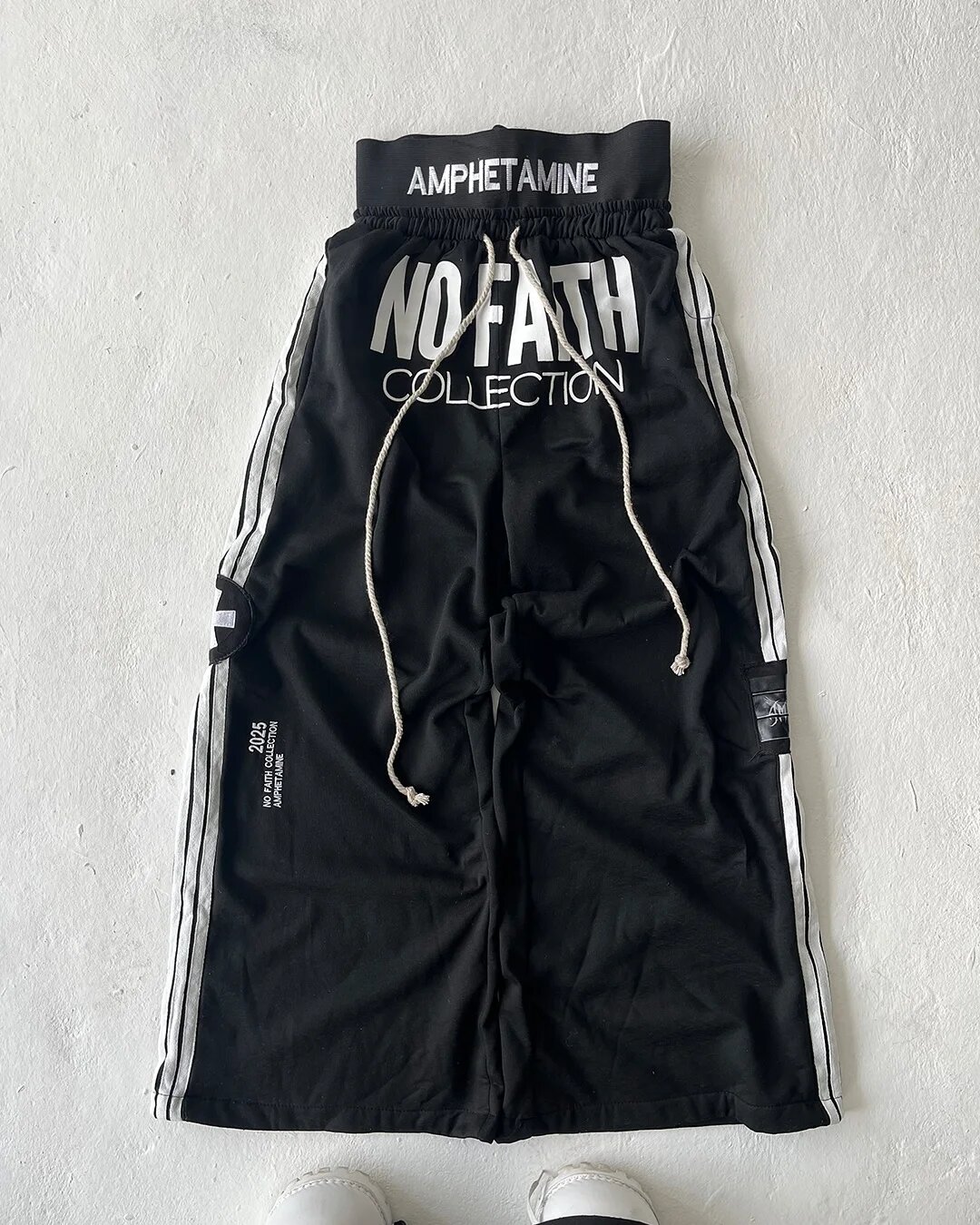 Брюки спортивные