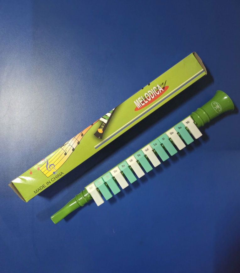 Зеленая 13-клавишная губная гармошка BEE BM-13K, Портативное духовое фортепиано