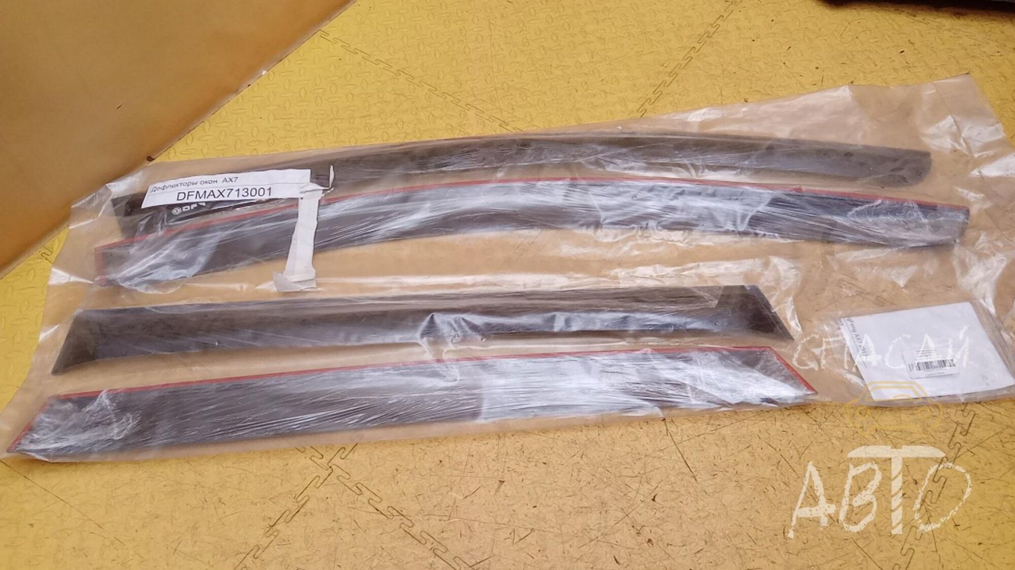 Дефлектор DongFeng AX7 DFMAX713001, для окон, черный (запчасти и комплектующие)