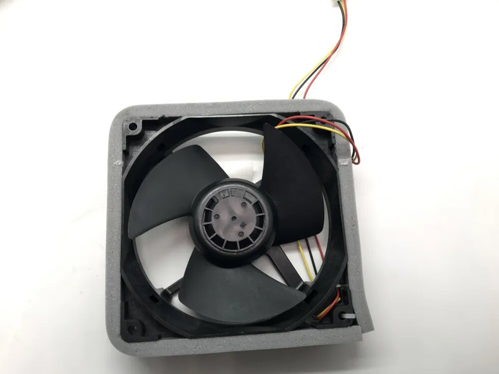 Вентилятор холодильника U12E12MS1CA3, DC12V 0.15А 0064001024