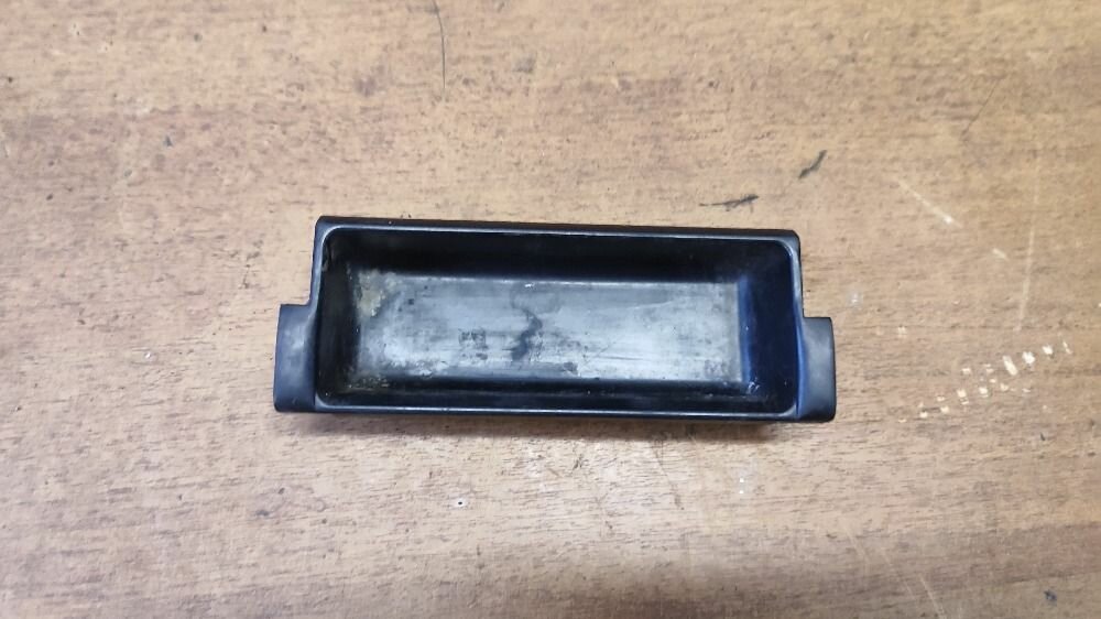 Пепельница Volkswagen Passat B5 3B0857962A