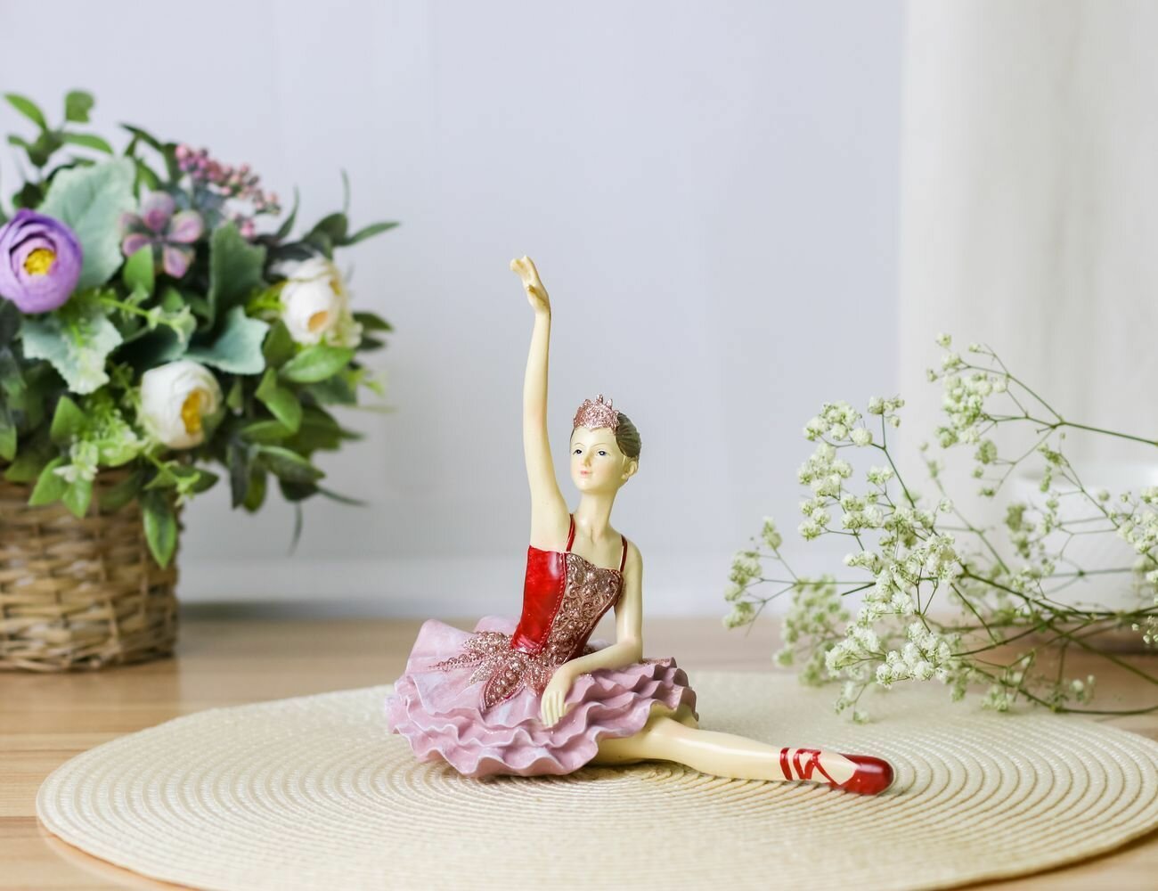 Статуэтка балерина розелла (сидящая), модель: с поднятой рукой, полистоун, 18 см, Edelman 1082173-2