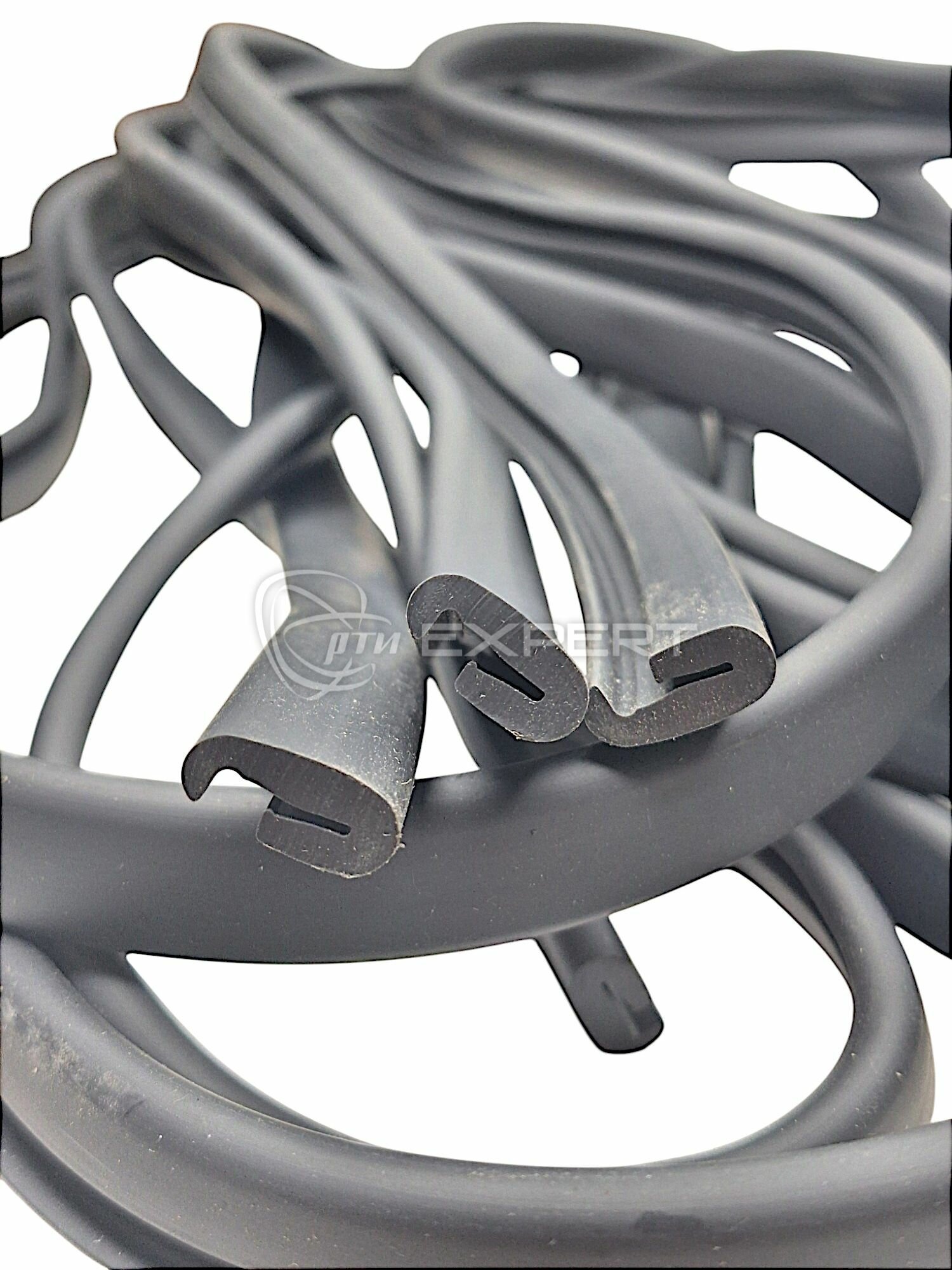 Уплотнитель водостоков ГАЗель (3 шт)