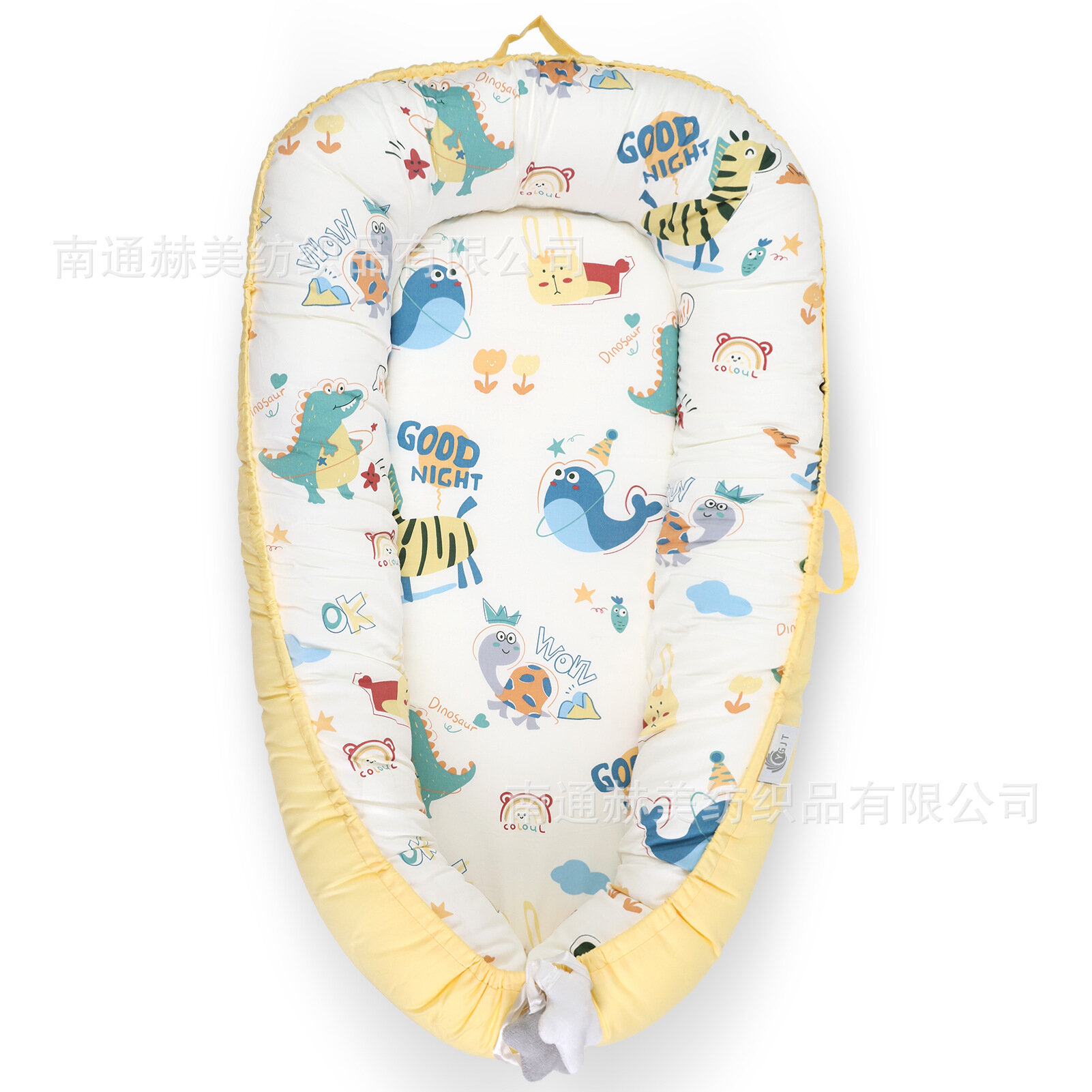 Красивый детский кокон, подходящий для новорожденных