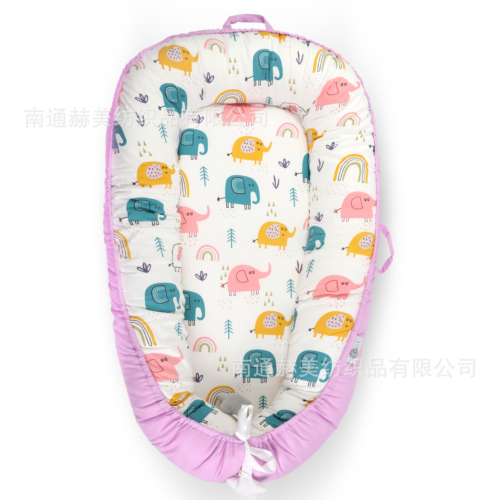 Красивый детский кокон, подходящий для новорожденных