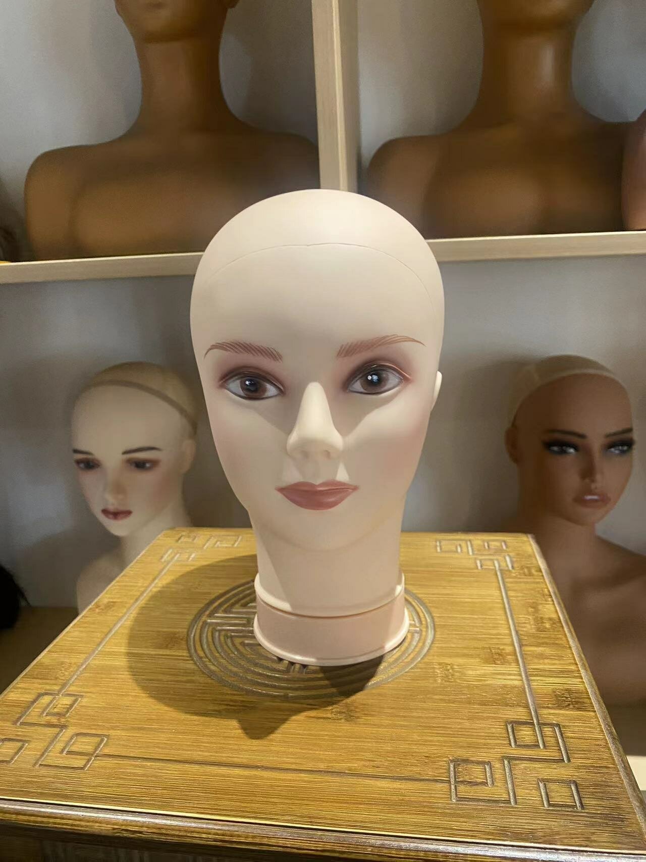 Мужская модель головы для парика, манекен головы для стрижки и укладки, полная модель с реальными волосами, полумодель с лысиной