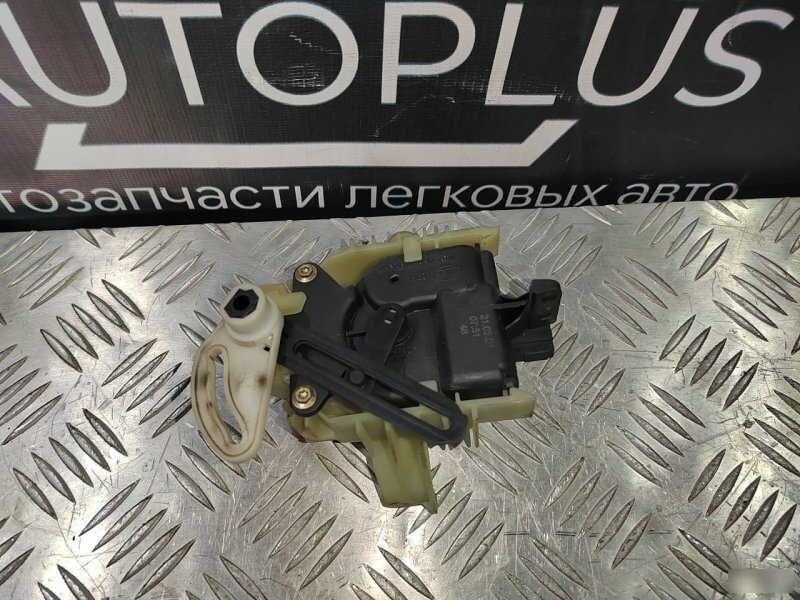 Сервопривод заслонки печки Volkswagen Passat B5 (1.8) Б/У с пробегом Арт. 4110