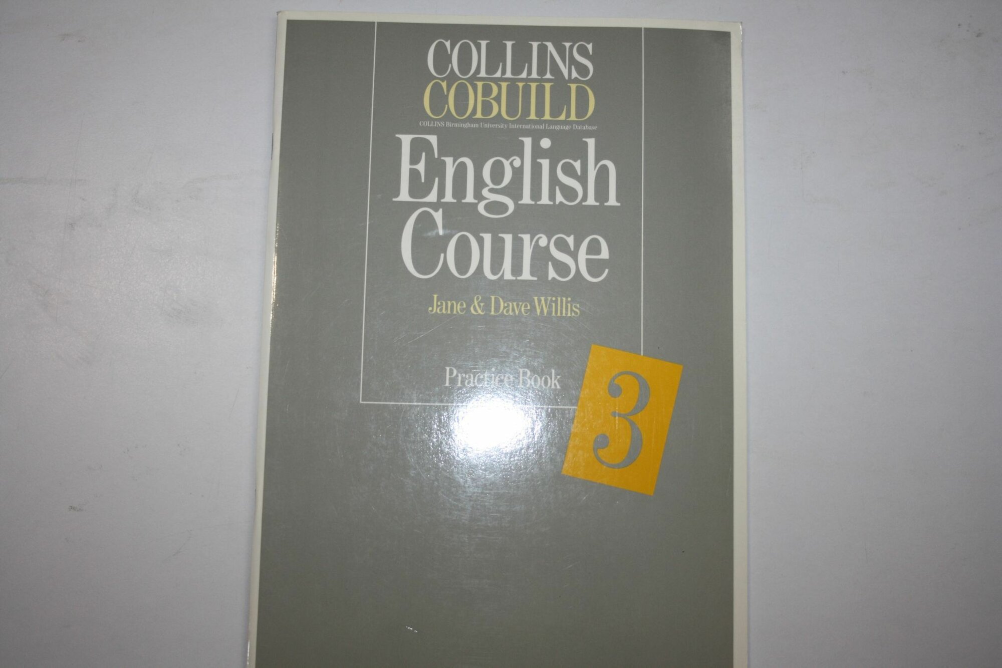 Collins Cobuild. English Course. Practice Book 3 (Коллинз Кобилд. Курс английского языка. Учебник. Книга 3)