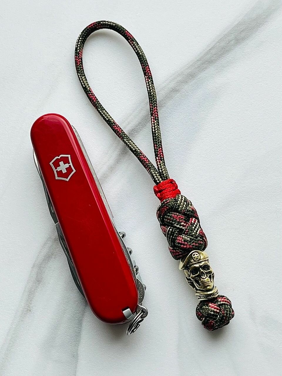 Темляк для ножа из паракорда с латунной бусиной Морская Пехота