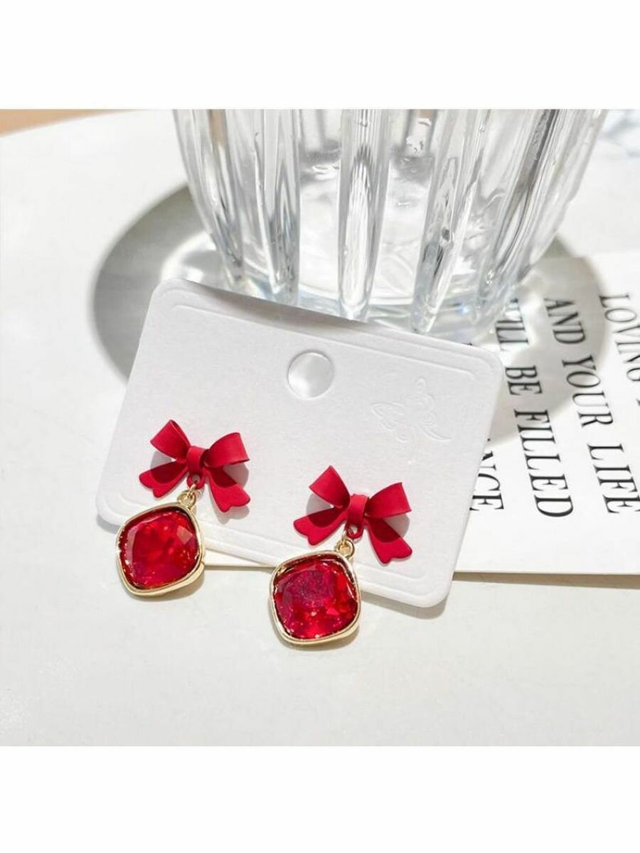 Серьги непарные, акрил