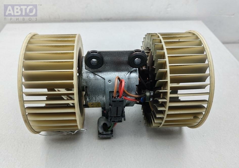 Двигатель отопителя (моторчик печки) BMW 5 E39 (1995-2003)