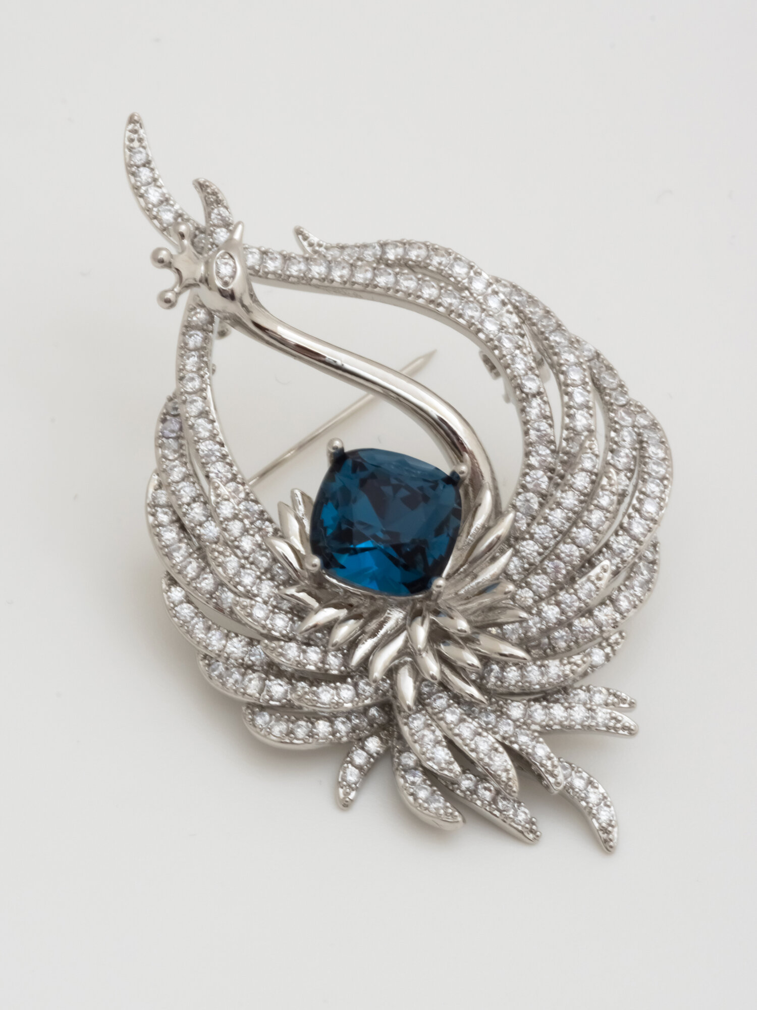 Брошь, кристалл