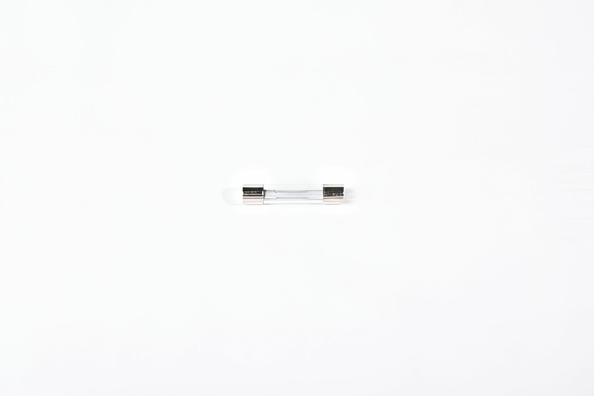 Предохранитель стеклянный 15A Ауди, КИА, Хендай 21-07935-SX STELLOX