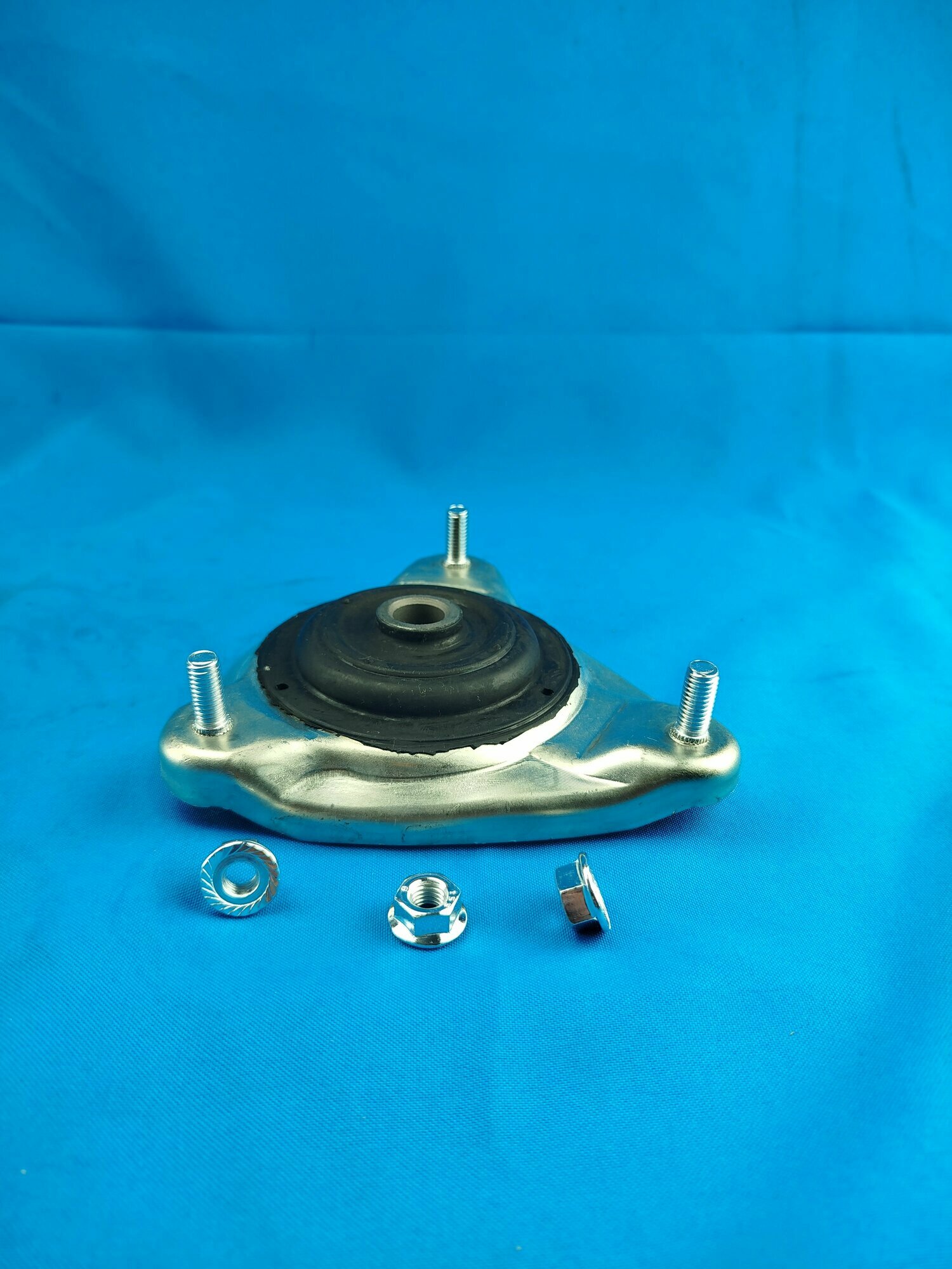 Опора передней стойки "Люстра" "AMD" для а/м Гранта с ЭУР 12мм