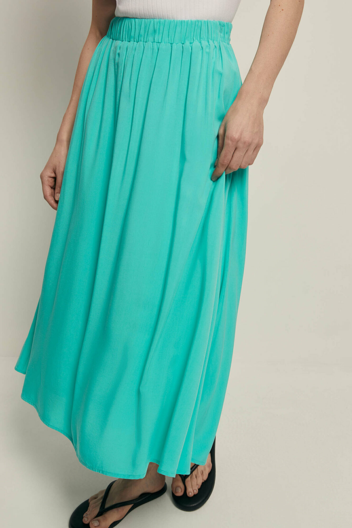 Юбка Миди с высокой посадкой