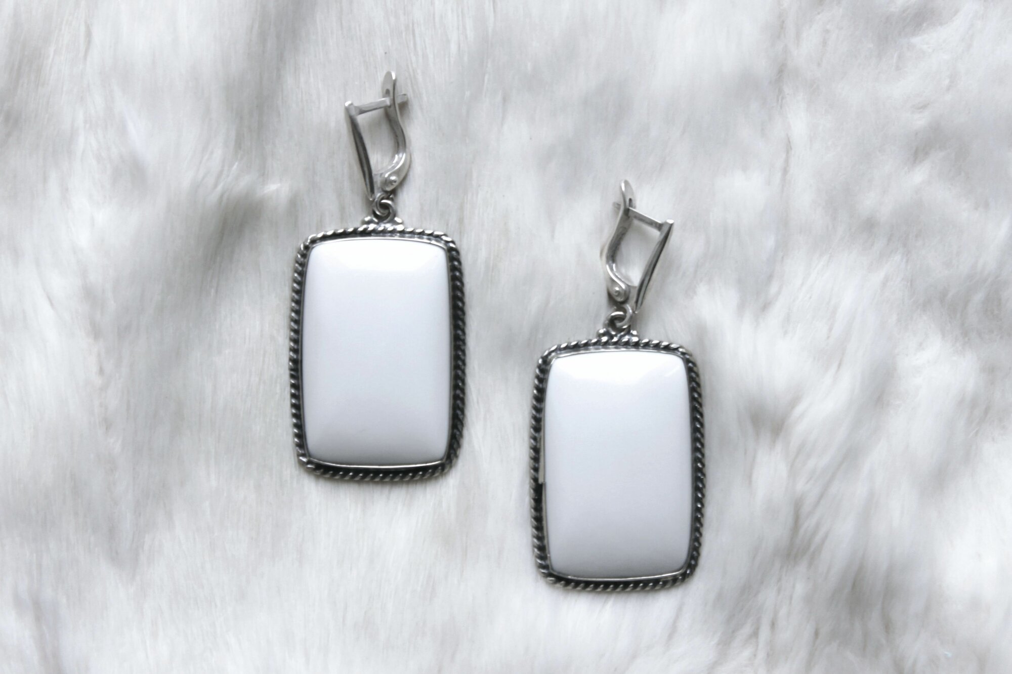 Серьги, кахолонг