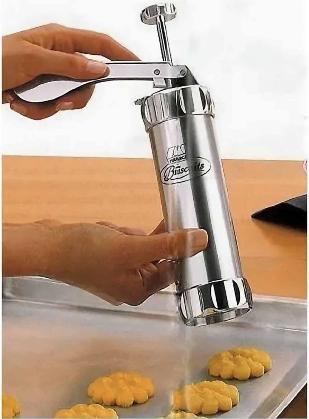 Кондитерский шприц для печенья, 14 насадок (серебристый)