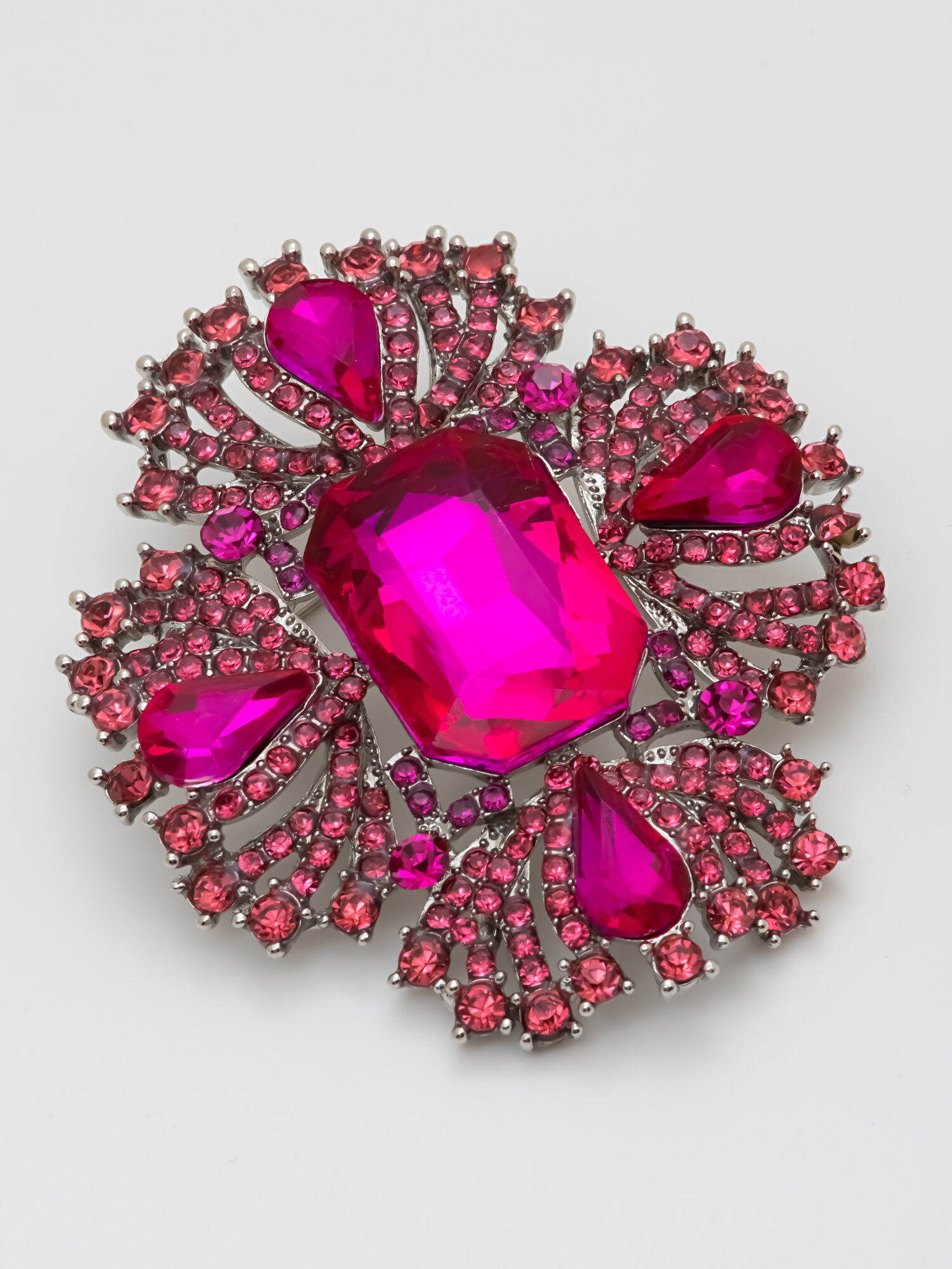 Брошь, кристалл