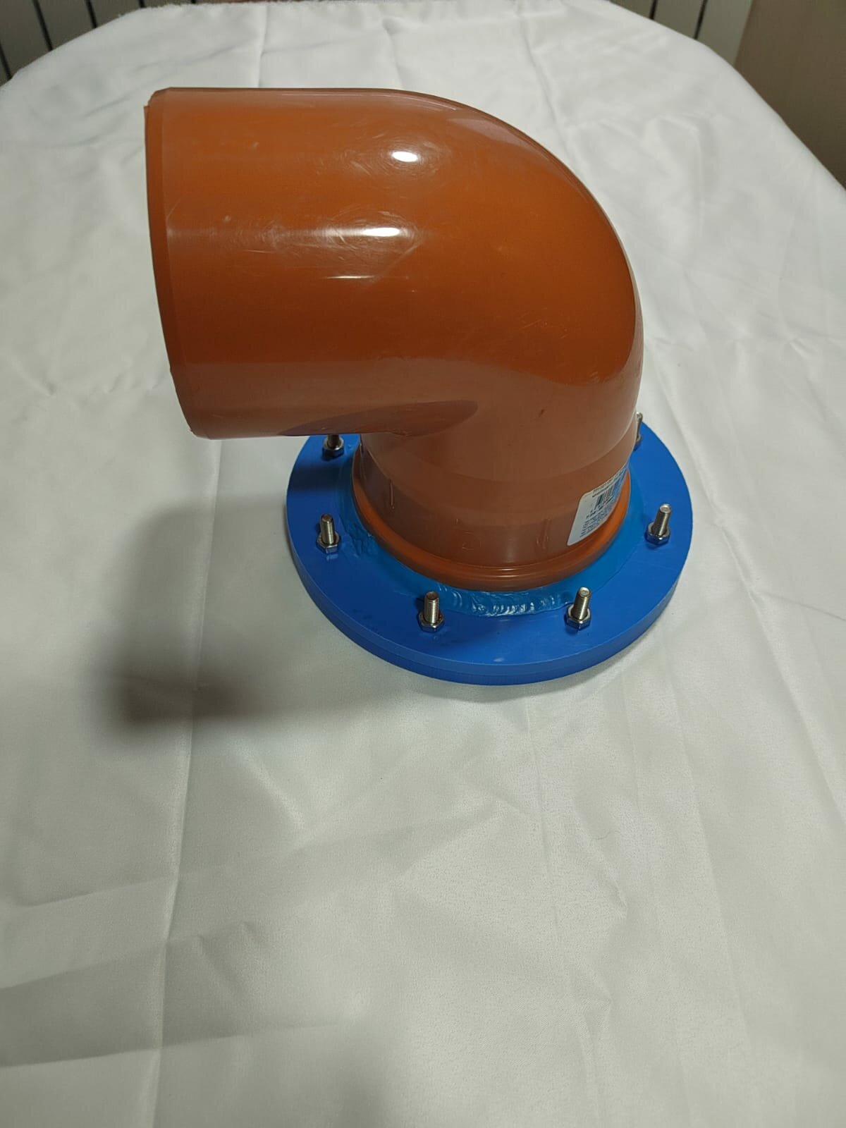 Фланцевое соединение под 90* трубы 110мм