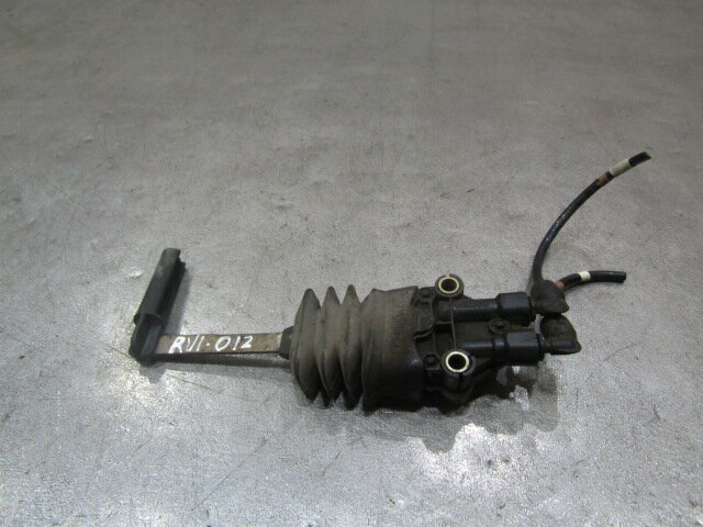 Кран уровня пола кабины сзади WABCO, Renault Premium