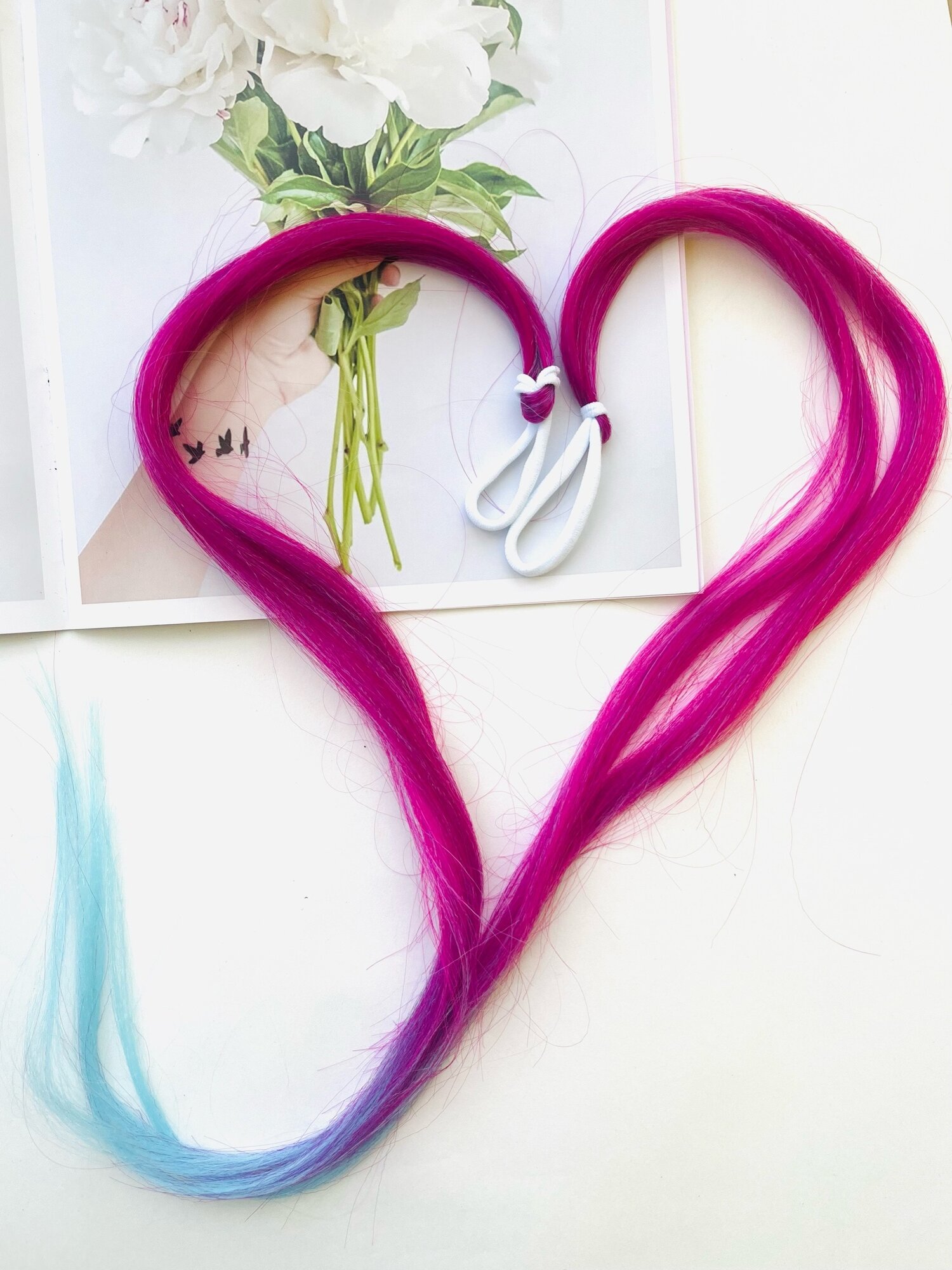 Цветные пряди на резинке