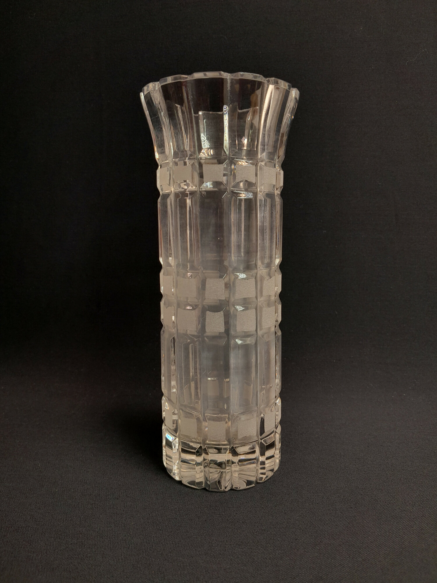 Ваза для цветов Ленинградский завод художественного стекла , стекло, крекалю, высота 21см, винтаж СССР