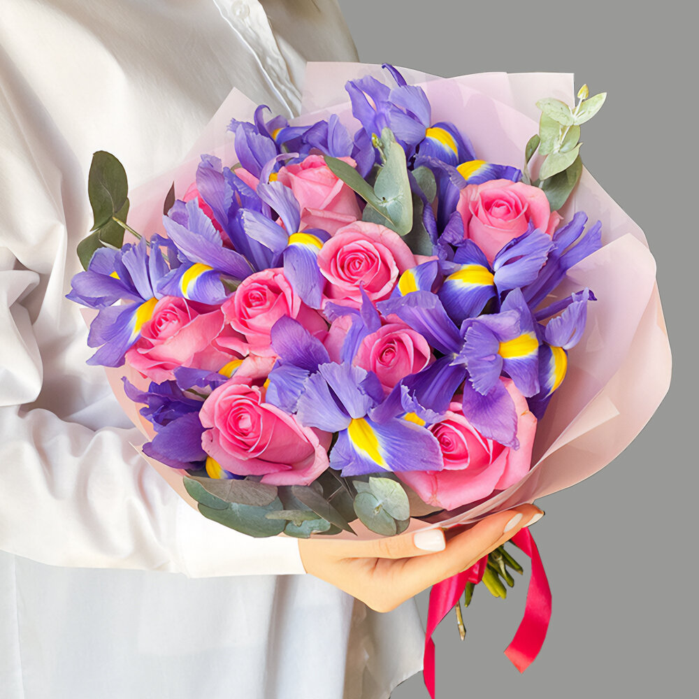 Букет цветов "Черничный десерт"