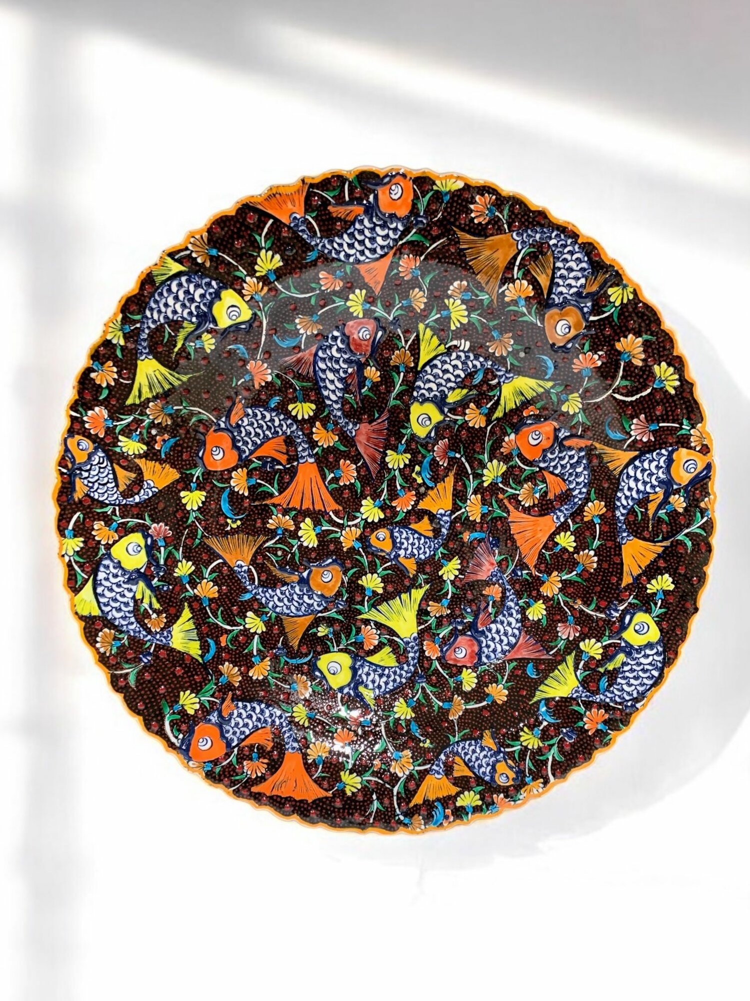 Тарелка декоративная настенная интерьерная "Рыбы" D 41 см ручная работа