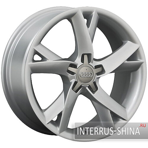 Колесный диск Replay Audi A33 8x18 5x112 ET39 D66.6 Silver
