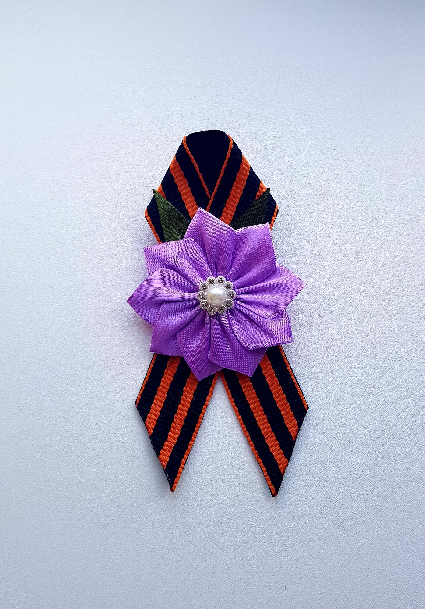 Брошь, стразы, металл, жемчуг имитация